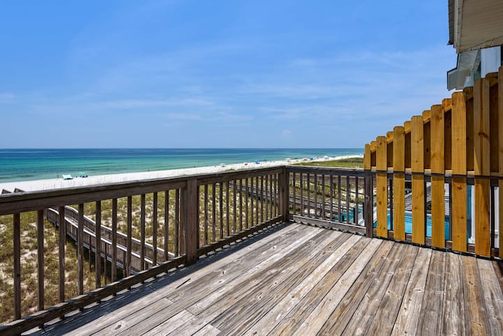 Blue Waters | Steps To Sand + Gulf Views - Navarre, FL