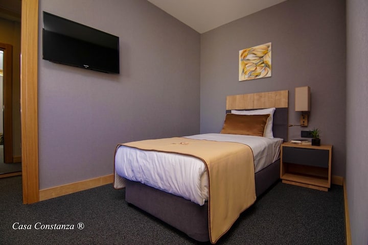 Chambre Simple-sdb Privée Avec Douche-de Luxe - Friedrichshafen