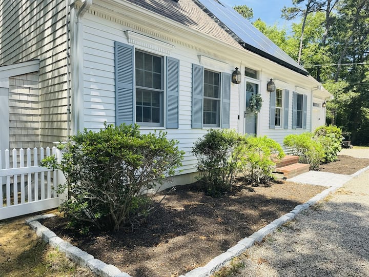 New! 5b/2.5 Orleans Retreat Near Beaches W Hot Tub - Eastham, MA