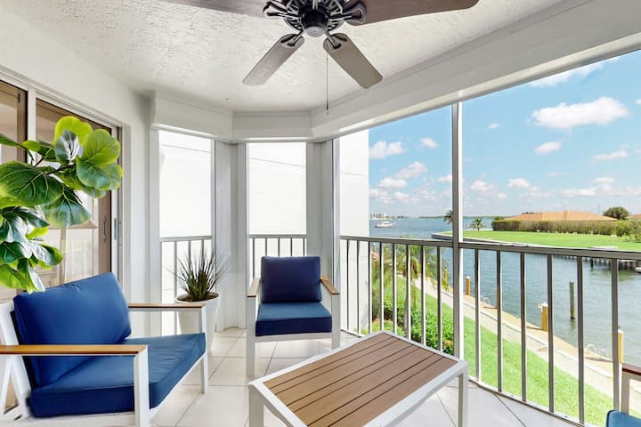 Waterview Condo With Shared Pool Pickleball & Wifi - Marco Island, FL