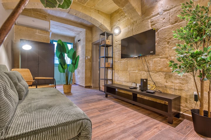 Charming, Modern Duplex In City Center Jmba1-1 - La Valeta
