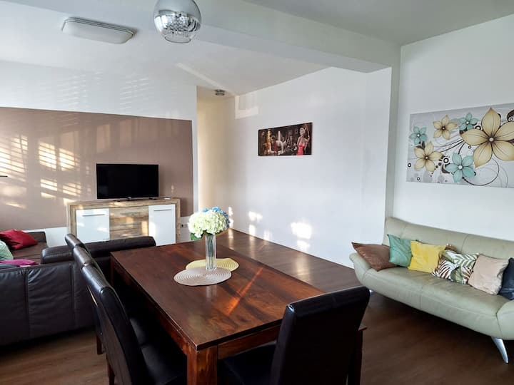 Fr03e Apartment In Niederdorfelden Bei Frankfurt - Frankfurt am Main