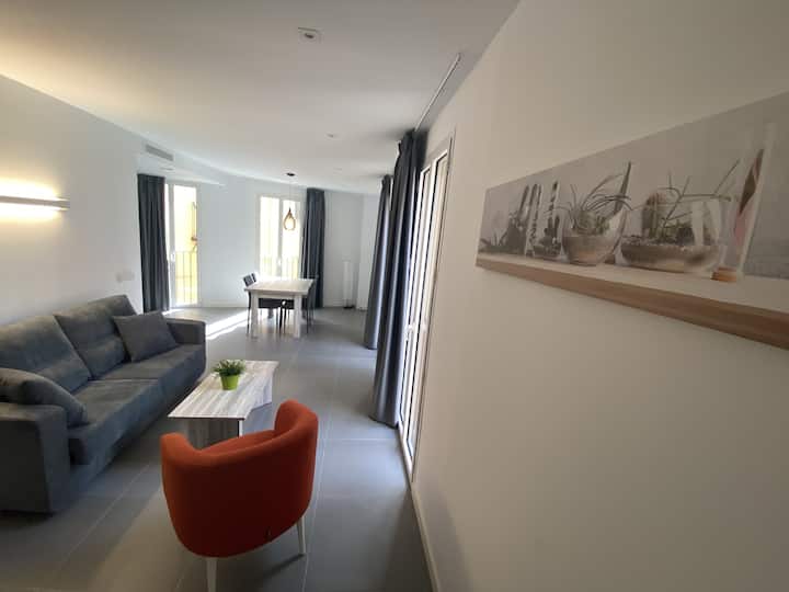 Can ÇAlo 1 - Figueres