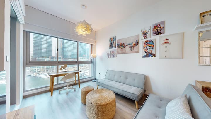 Iris Blue - Colourful One Bedroom In The Marina - Dubai