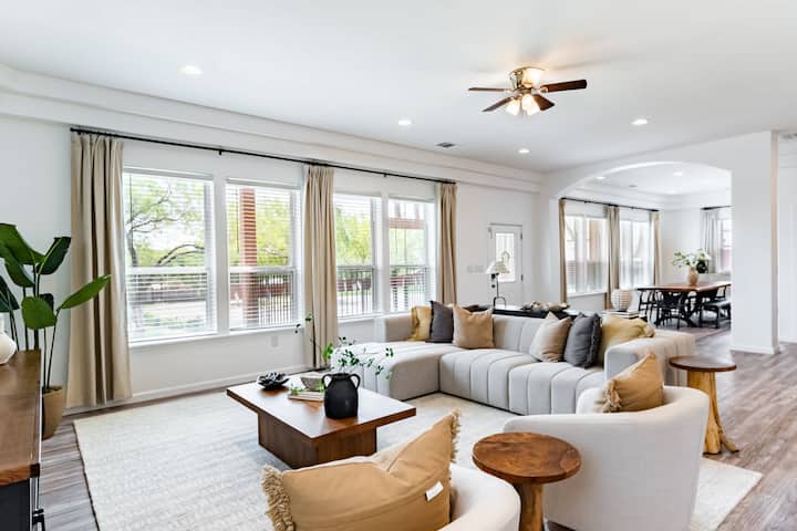 ‼️Family-ready 4br‼️ W/ Yard & Kids, Playground - Cedar Creek, TX