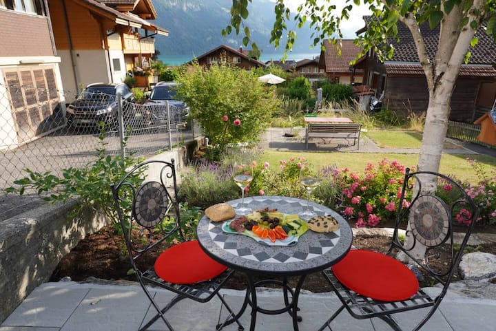 Central Brienz Flat With Private Garden - Brienz