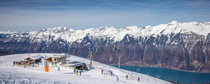 Cozy Lake Brienz Apartment With Garden - Meiringen