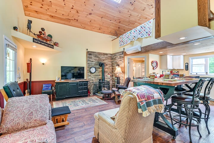 Hike, Bike, Fish & More: Dansville Cabin W/ Yard! - Stony Brook State Park, Dansville
