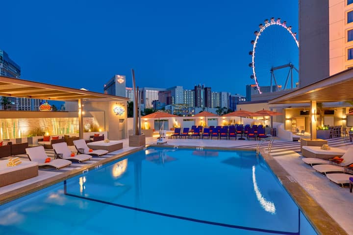 Near Las Vegas Strip | Rooftop Pool. Dining + Spa - Las Vegas