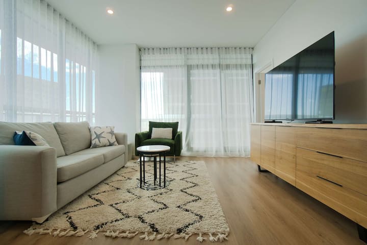 Luxe Cbd Retreat- 2br Apt W Pool, Gym, Steam&sauna - Adélaïde