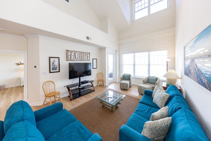 Sandbridge Dunes #402 An Ocean Pearl - Penthouse - Sandbridge Beach, VA