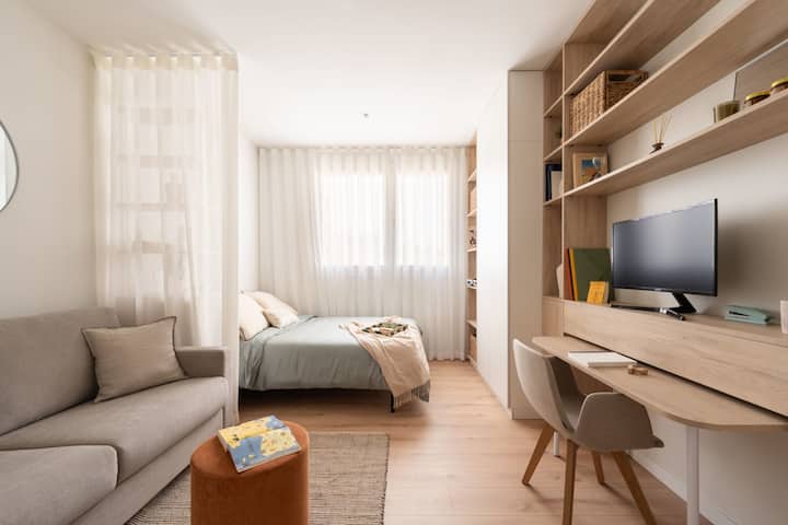 Cómodo Estudio En Alcobendas - Alcobendas