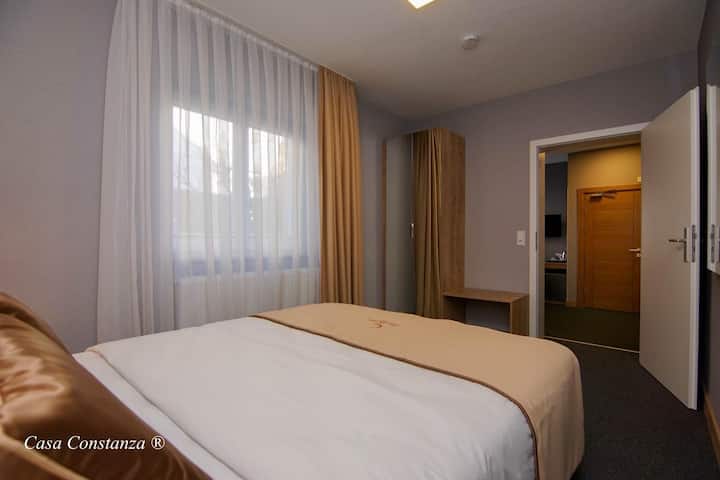Triple-salle De Bain Et Douche-confort - Friedrichshafen