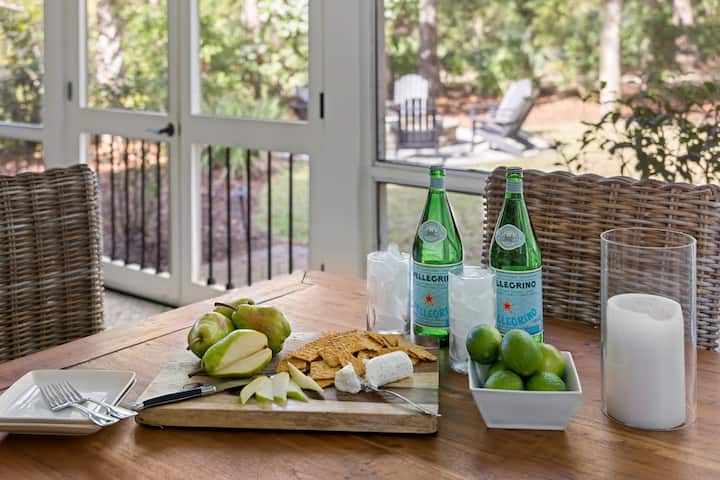 Pet-friendly Cottage, Walk To Tennis & Pickleball - Bluffton, SC