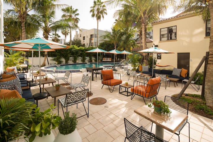 All In South Beach + Pool Access & Bar Dining - Miami Beach, FL