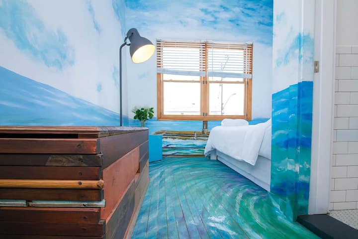 The High Tide Studio #6 - Belle Harbor - Queens NY