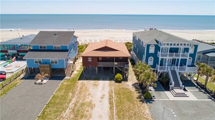 Packed Inn - Cozy Oceanfront Home! - Holden Beach