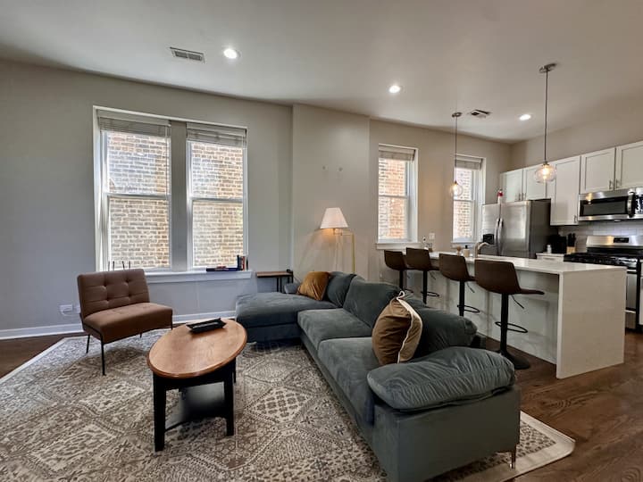 Flexhome West Town 2br Apt T1 - Chicago, IL