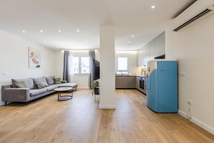 Altura Apartment By Kondo Stays - Tirana