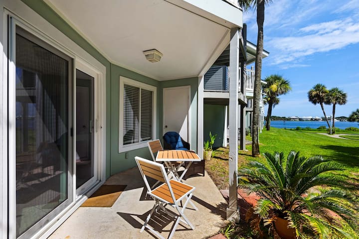 Sand Dollar W-101: Ground Floor 1 Br | Walk2beach - ペンサコーラ・ビーチ, FL