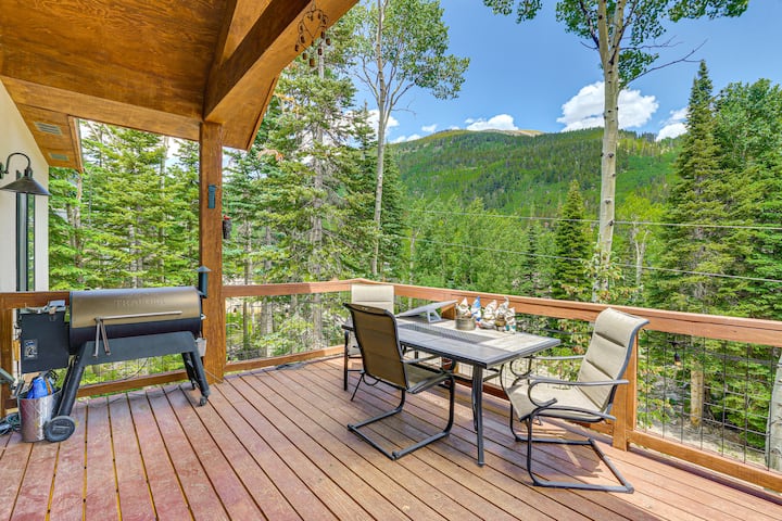 Private Hot Tub & Mountain Views: Home In Salida! - Monarch, CO