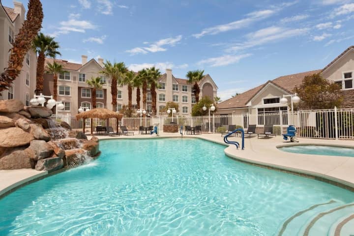 Two Bedroom Suite |Free Breakfast - Las Vegas, NV