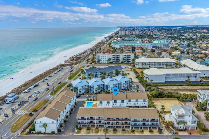 Costa Vista #20 Near Beach Sleeps 8 - Miramar Beach, FL