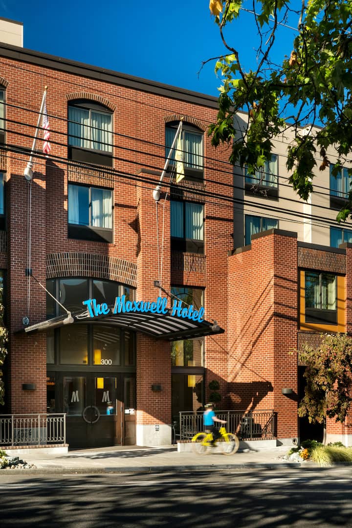 Roll-in Shower And Commissioned Art Throughout - Seattle, WA