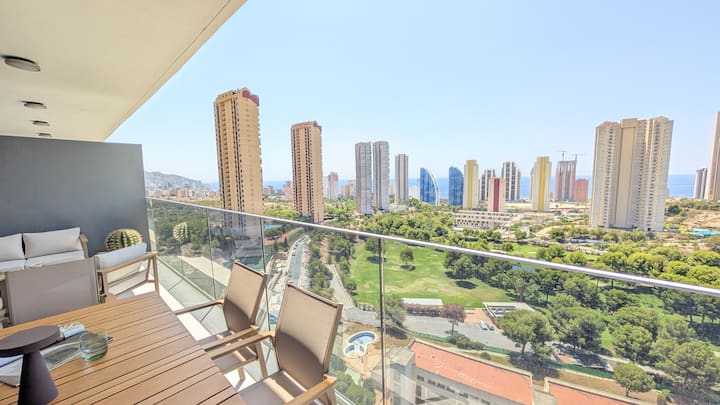 Eagle Tower Dream Apartment - Benidorm