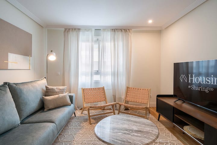Housing Castellana I V By Sharing Co - Madrid