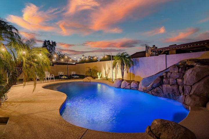 Waterslide | Ping Pong | Pool Table | Bbq | Vibes - Peoria