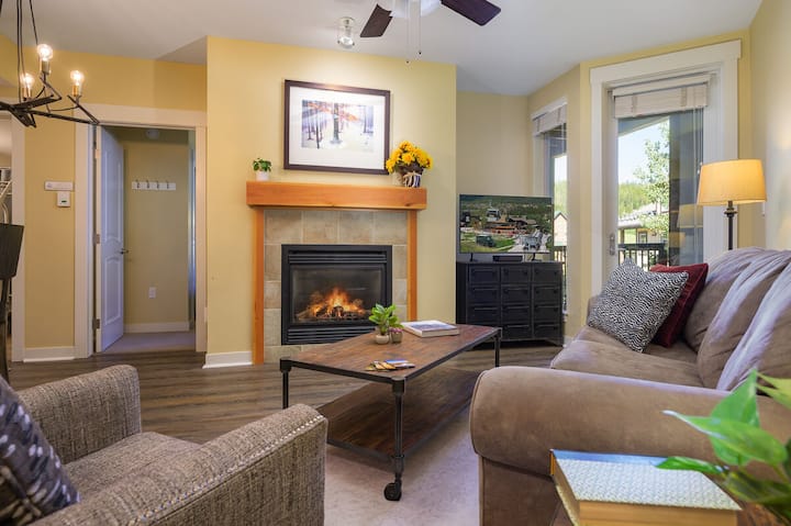 Ski In Ski Out | Fraser Crossing 3517 | Base Area Bliss | Convenient Location - Winter Park, CO