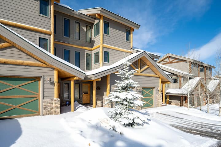 Spruce Ridge 708c | Private Hot Tub | Valley Views - Kolorado