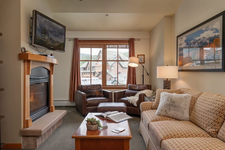 Zephyr Mountain Lodge 1606 | Base Area Condo - Winter Park, CO