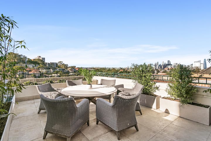 Neutral Bay Beauty | Curated Style X Harbour Views - Mosman