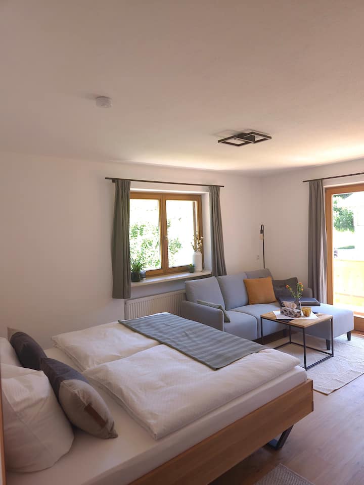 Ferienwohnung Stoaboch 25m² Mit Balkon - Reit im Winkl