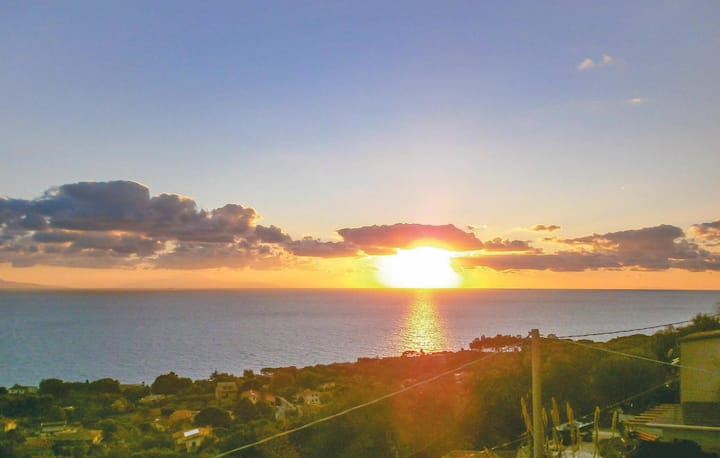 2 Bedroom Lovely Apartment In Parghelia - Parghelia