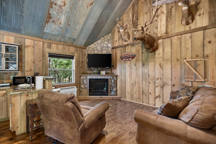 Antlers Point – Cabin For 4 - Rockaway Beach, MO