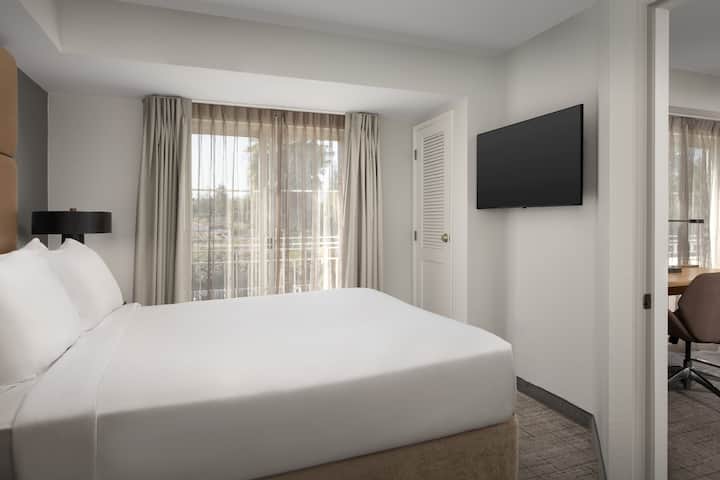 Beautiful One Bedroom - Free Breakfast Included - Mountain View, CA