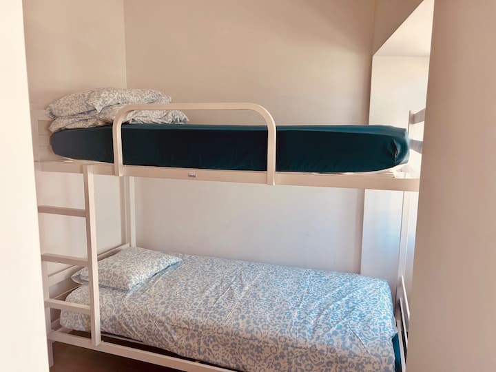Lagos Studio In Top Location - Lagos
