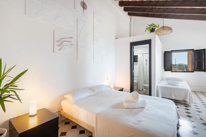 Habitaciòn 3 Con Baño Privado - Pineda de Mar