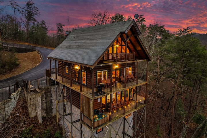 New|pool|views|theater|hot Tub|arcade|sleep22+pets - Pigeon Forge, TN