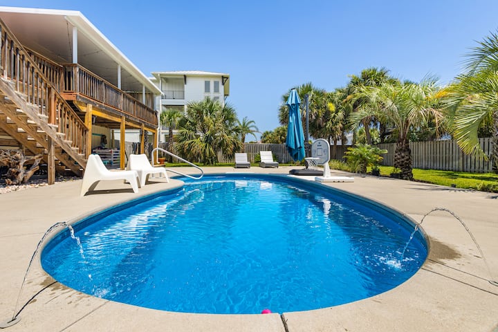 4 Bedrooms | Sleeps Up To 15 | Private Pool | - Gulf Breeze, FL