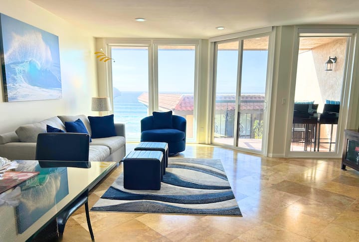 Sandy Wheels - Ocean View Condo, Near Pool & Beach - Del Mar, CA