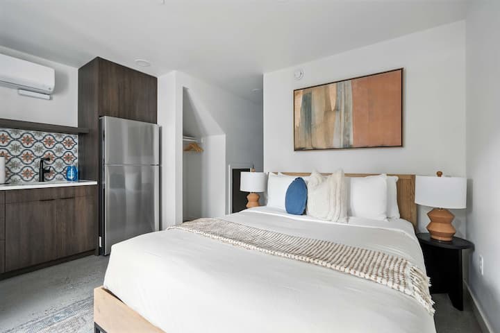 The Jardín | Spanish Studio | Foodie Row - Irvington - Portland