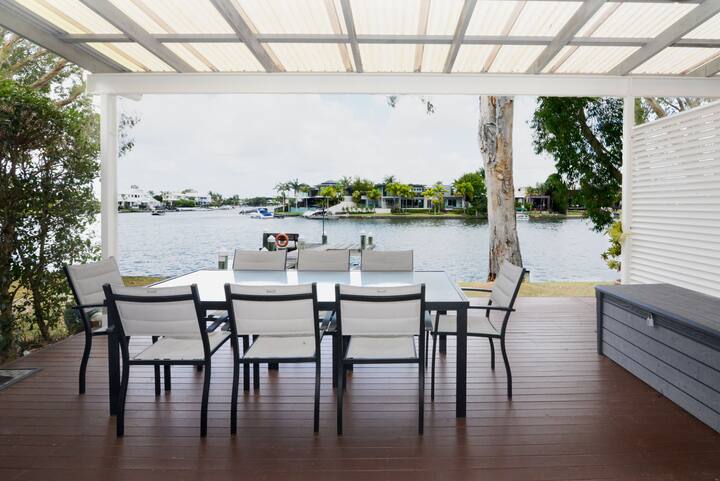 Unit 29 - 3 Bedroom Deluxe Waterfront - Noosa Heads