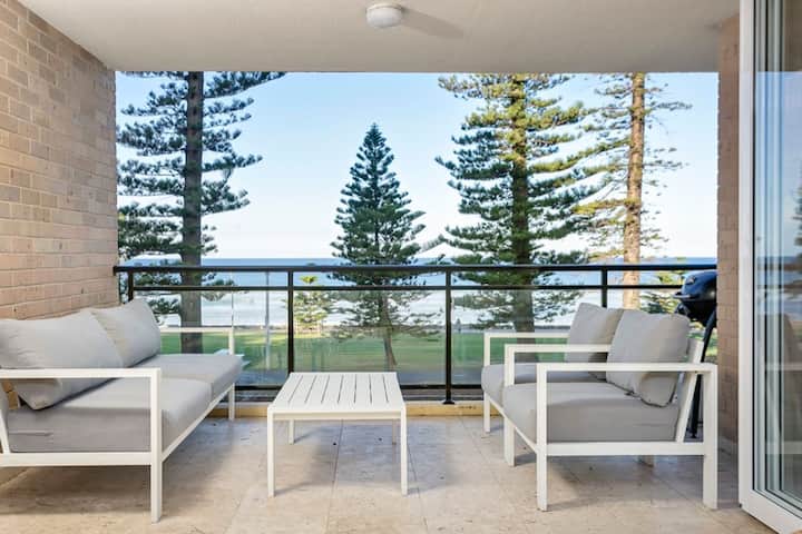 Beachfront Getaway - マンリー・カウンシル