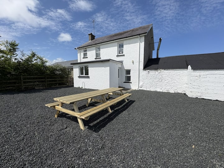 The Farm House Sleeping 8 People At Aganmore Farm - Ballycastle