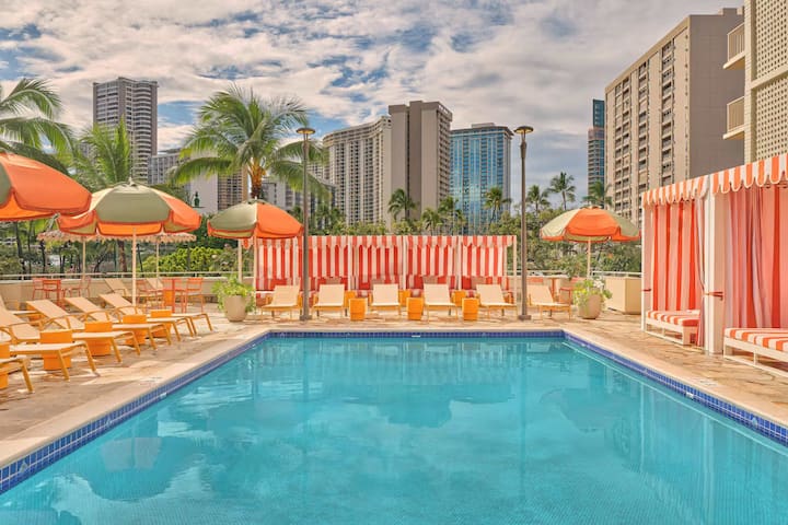 Family Room Near Waikiki Beach + Dining. Pool. Gym - O‘ahu, HI