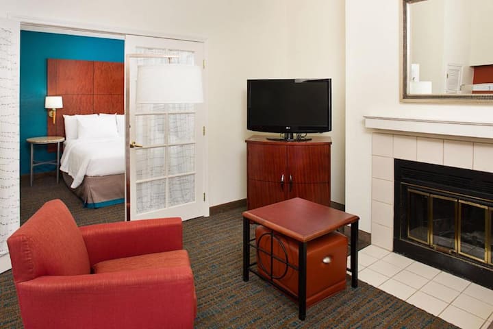 Luxe Suite L Outdoor Pool. Full Breakfast - Ontario, CA